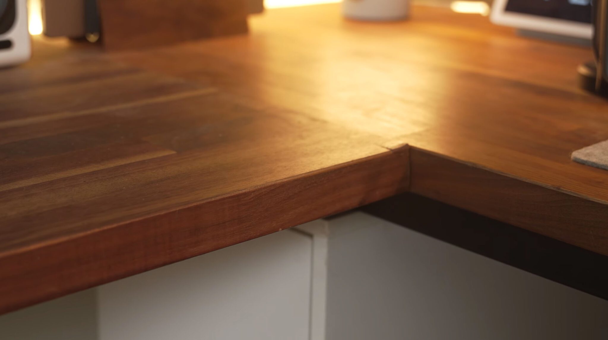 Building The Perfect L Shaped Desk Setup (February 2026) - Tech for Desk